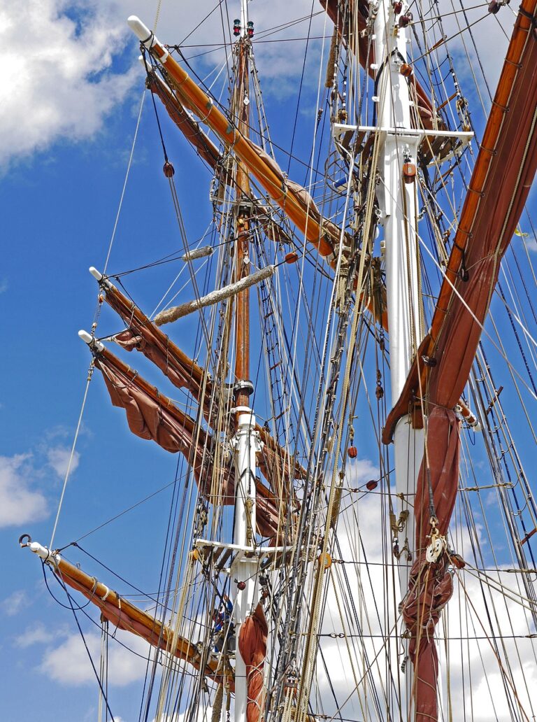 Information About Ship Ladders - All Peers